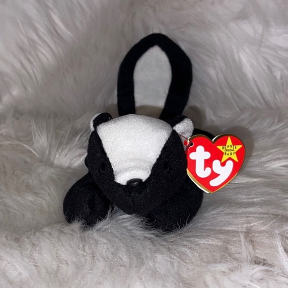 Ty | Toys | Vintage 995 Ty Beanie Babies Stinky The Skunk 417 New ...